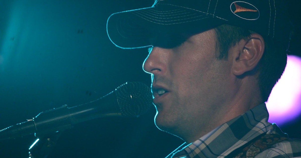 Compare bilhetes Casey Donahew Band Helotes, em John T. Floores Country ...