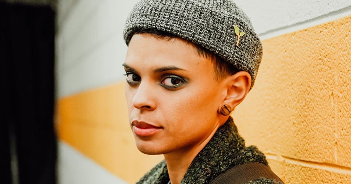 Autumn Nicholas Tickets 2025 - Compare & Buy Autumn Nicholas Tour ...