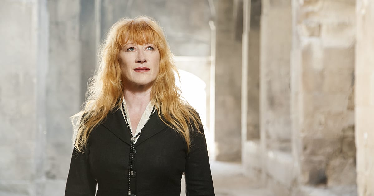 Compare bilhetes Loreena McKennitt London, em Centennial Hall - Ontário ...