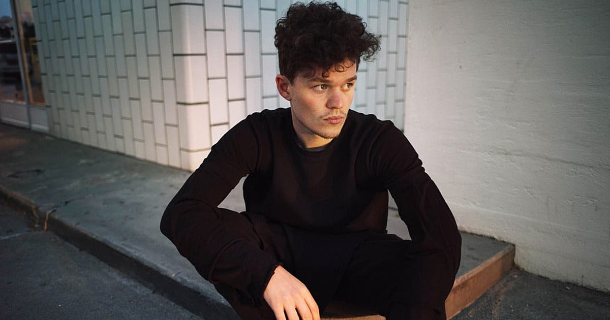 Saveus Tickets 2025 - Compare & Buy Saveus Tour Tickets | SeatPick