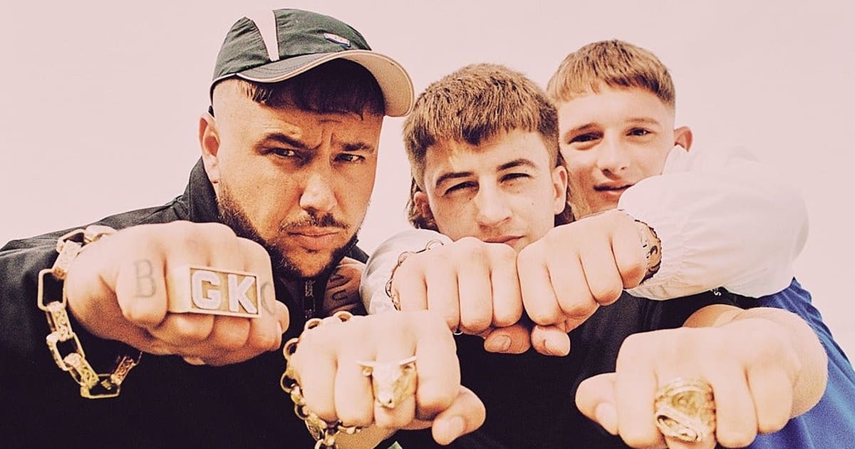 כרטיסים לבאד בוי צ׳ילר קרו Bad Boy Chiller Crew 2026 - השוואת מחירים ...